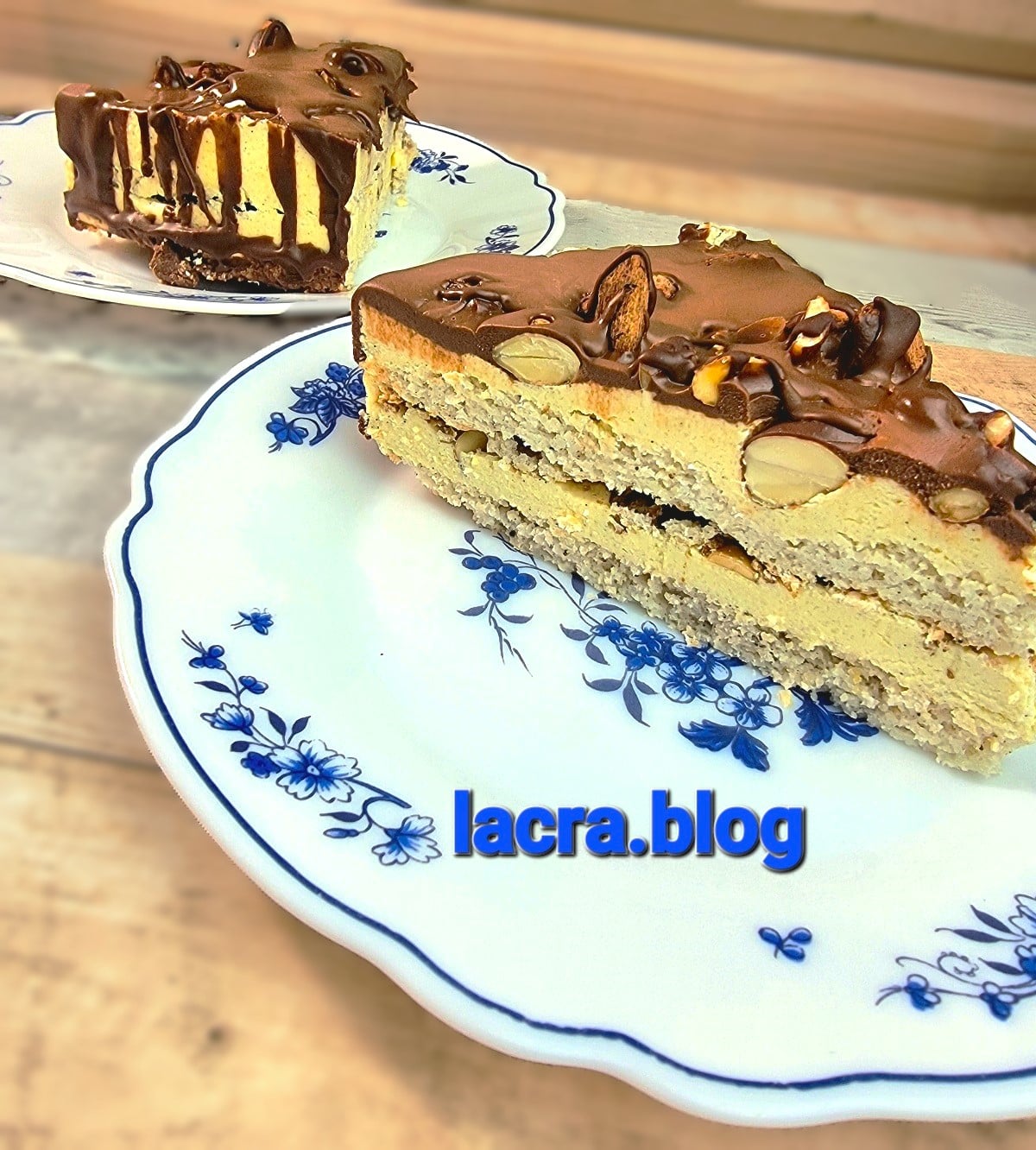 Tarta low carb de migdale - cioco, migdale prajite si crocant